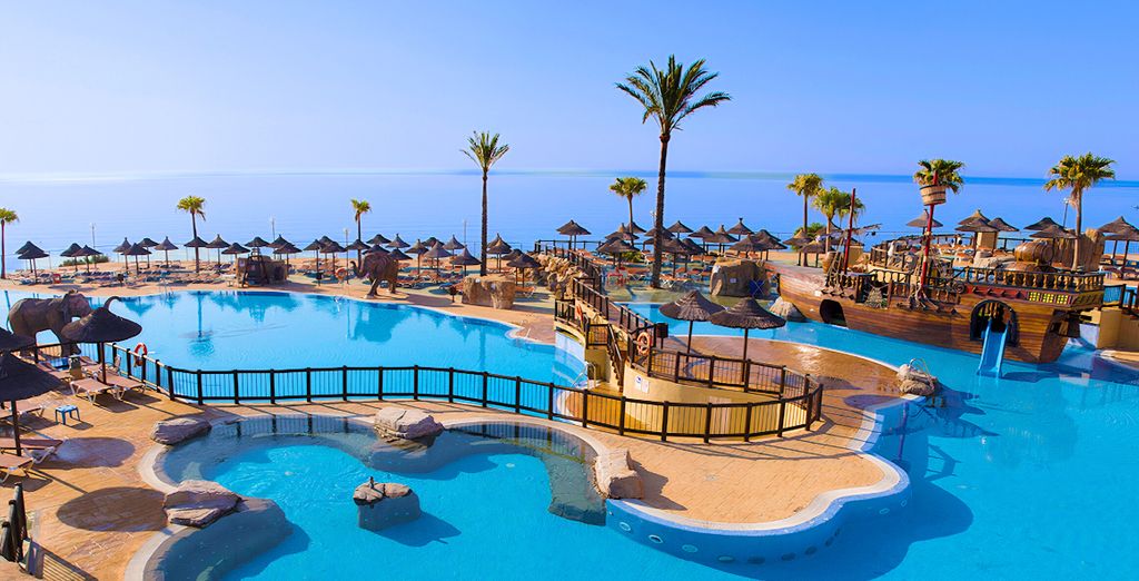 Holiday World Polynesia 4* - Costa del Sol - Hasta -70% | Voyage Privé