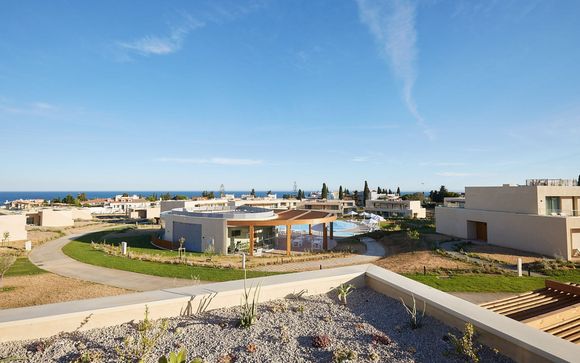 white shell beach house